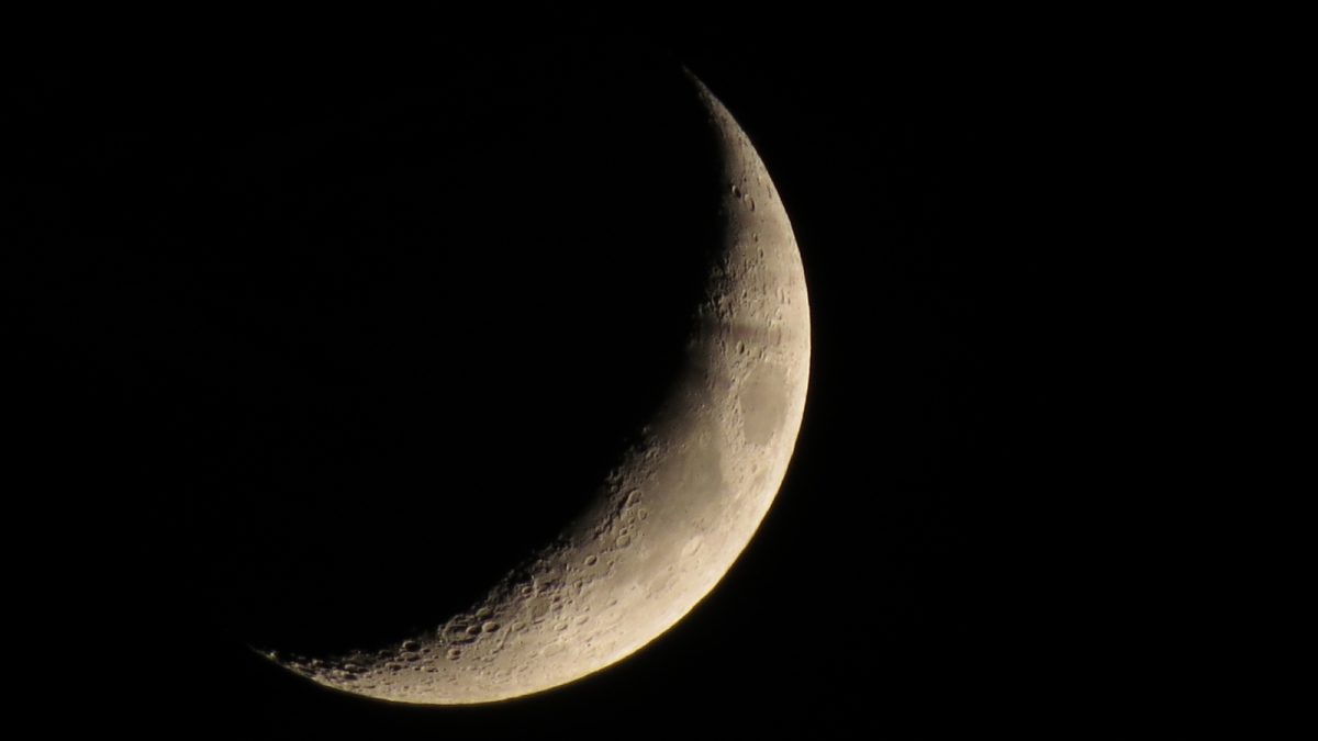Qual a fase da Lua hoje, quarta-feira (18)? Veja o calendário lunar de ...