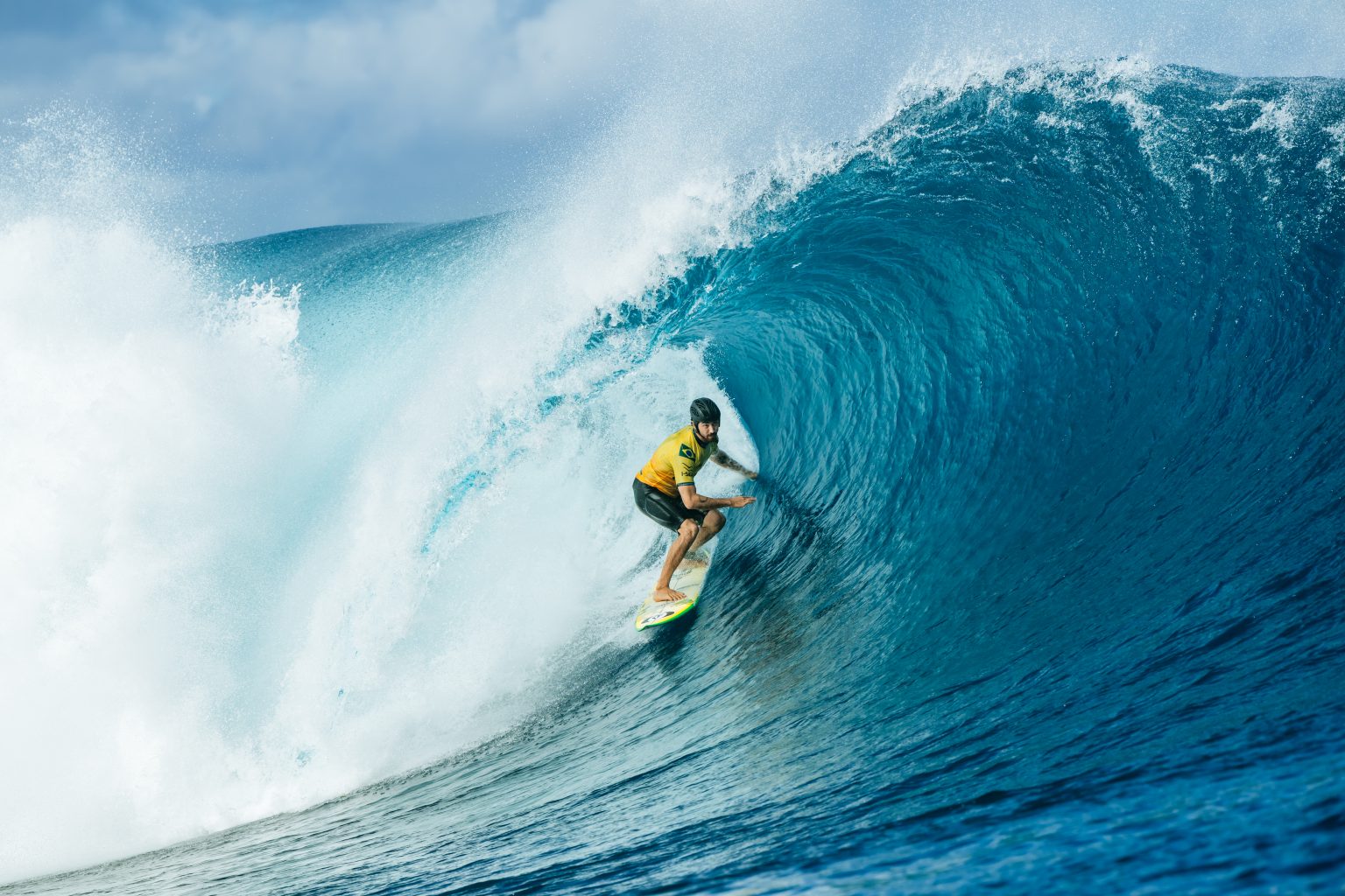 Yago Dora é eliminado em Teahupoo na última onda