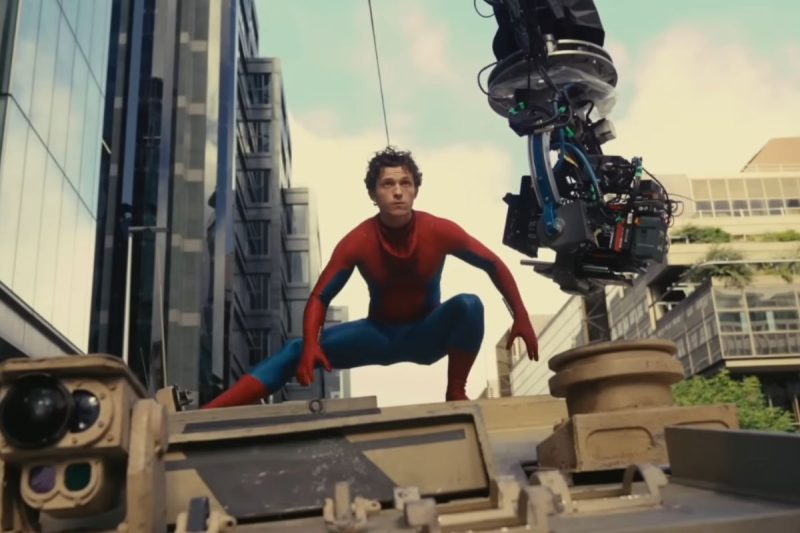 O que aconteceu com Tom Holland? Ator sofre acidente no set de Homem-Aranha