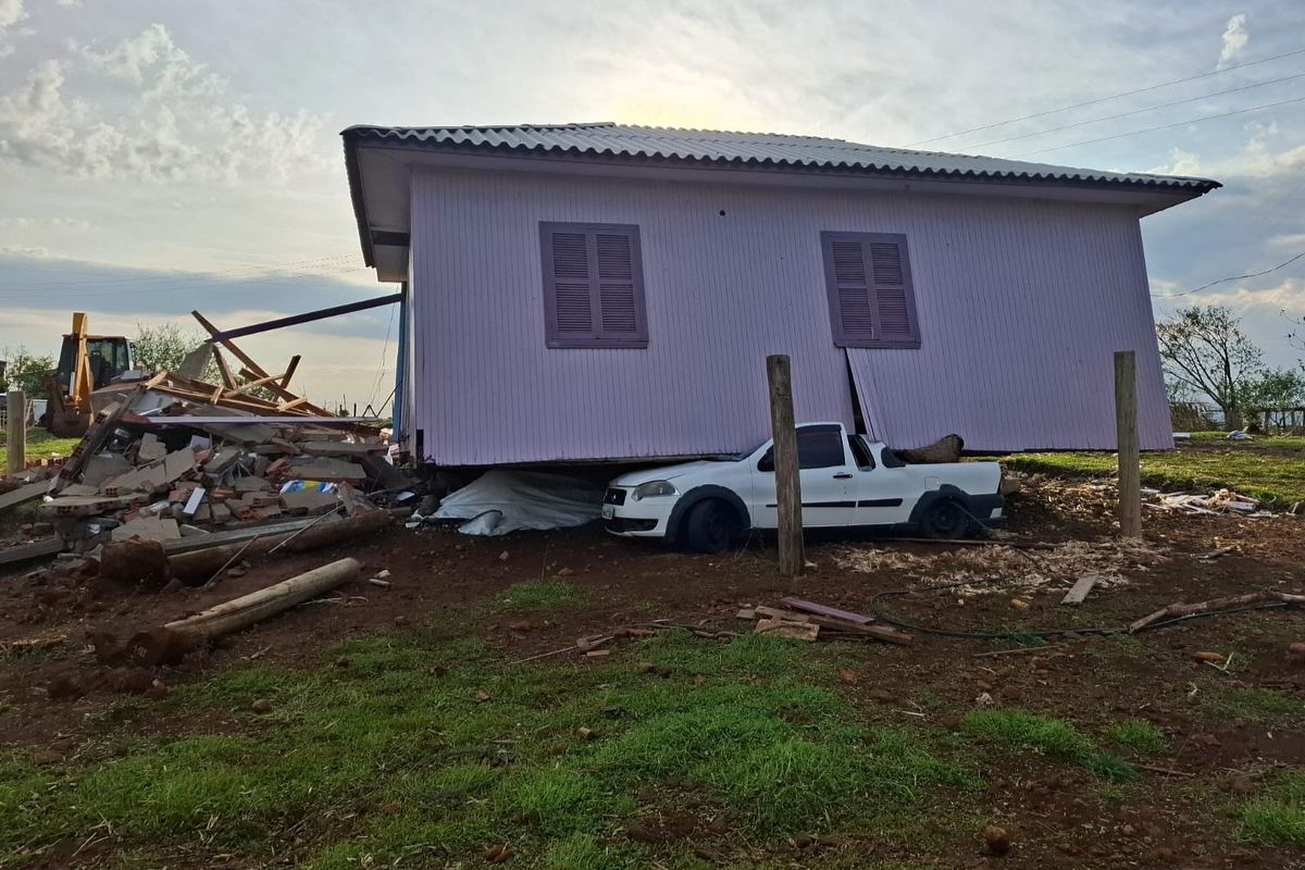 Após tornado, previsão do tempo em SC indica geada