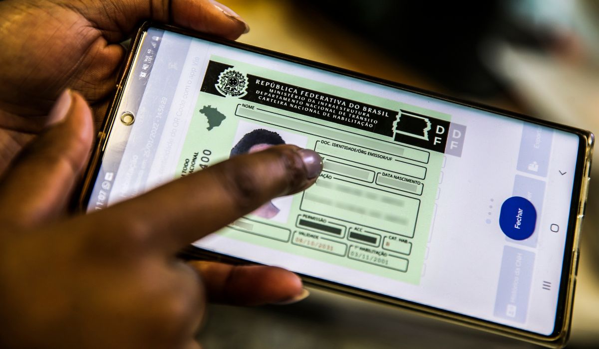 Como tirar a ACC? Conheça versão simples e barata da CNH