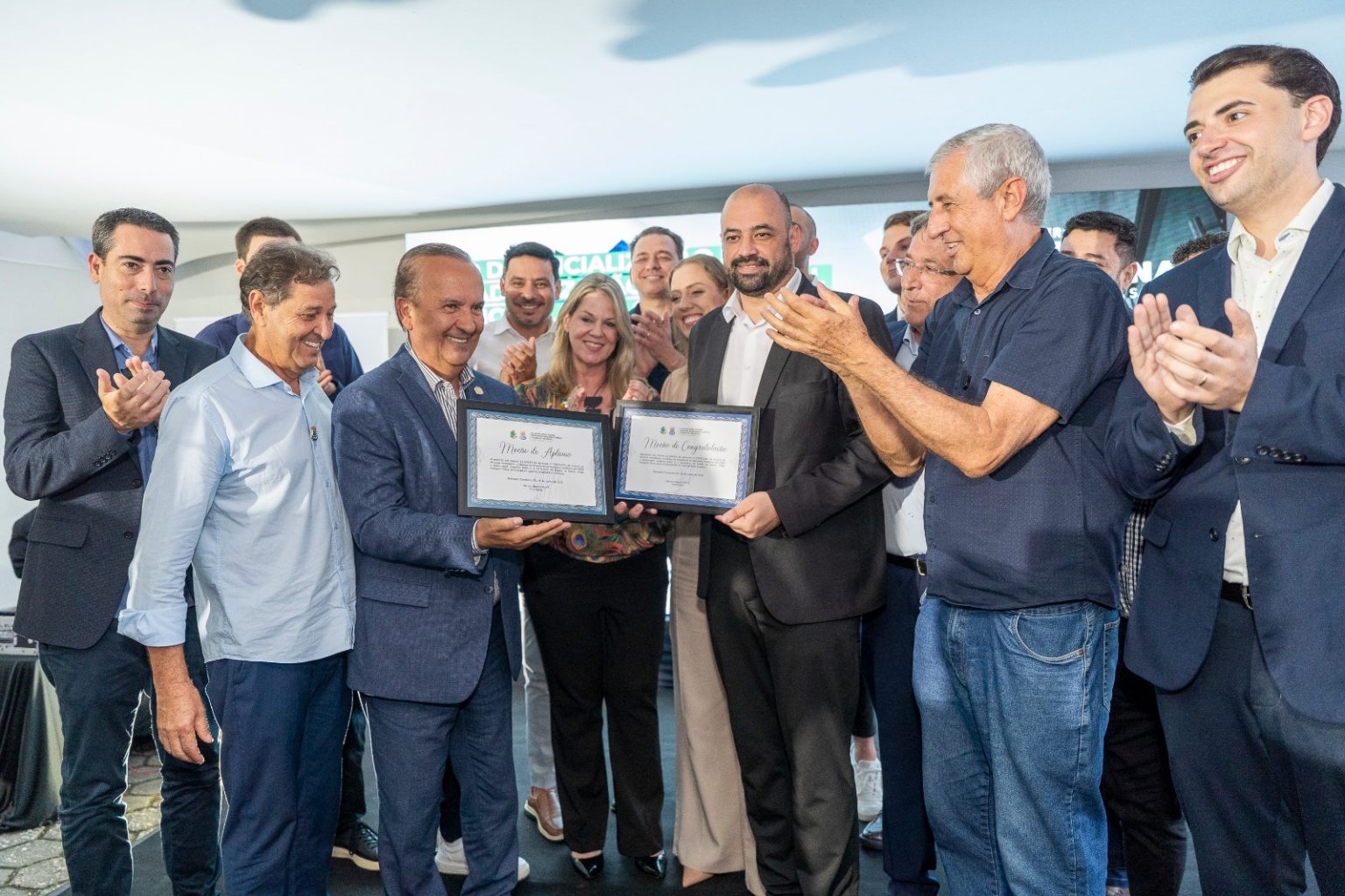 Governo de SC assume Ruth Cardoso e anuncia expansão