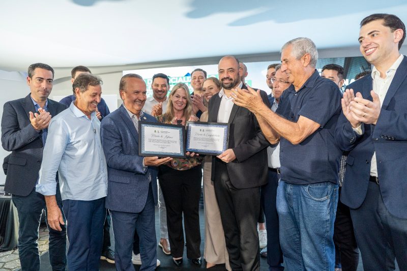 Governo de SC assume Ruth Cardoso e anuncia expansão