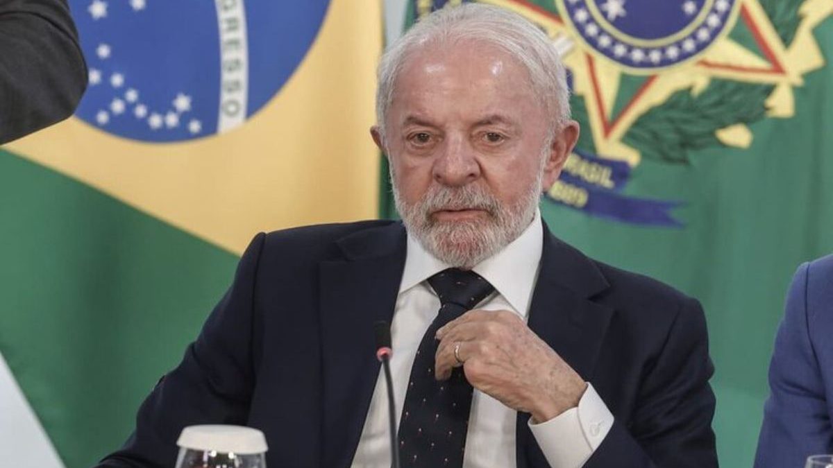 Orçamento de 2026: Lula veta R$ 400 milhões em emendas