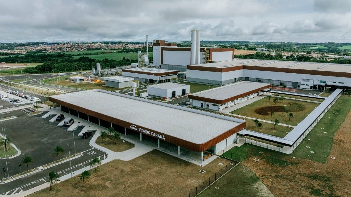 Ambev injeta gera 17 mil empregos com megafábricas no Brasil