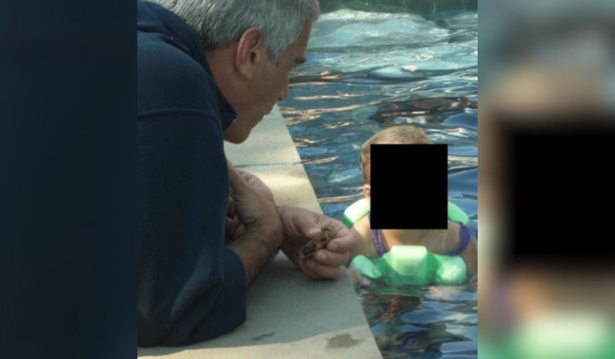 Arquivos do caso Epstein: imagens de nudez são retiradas
