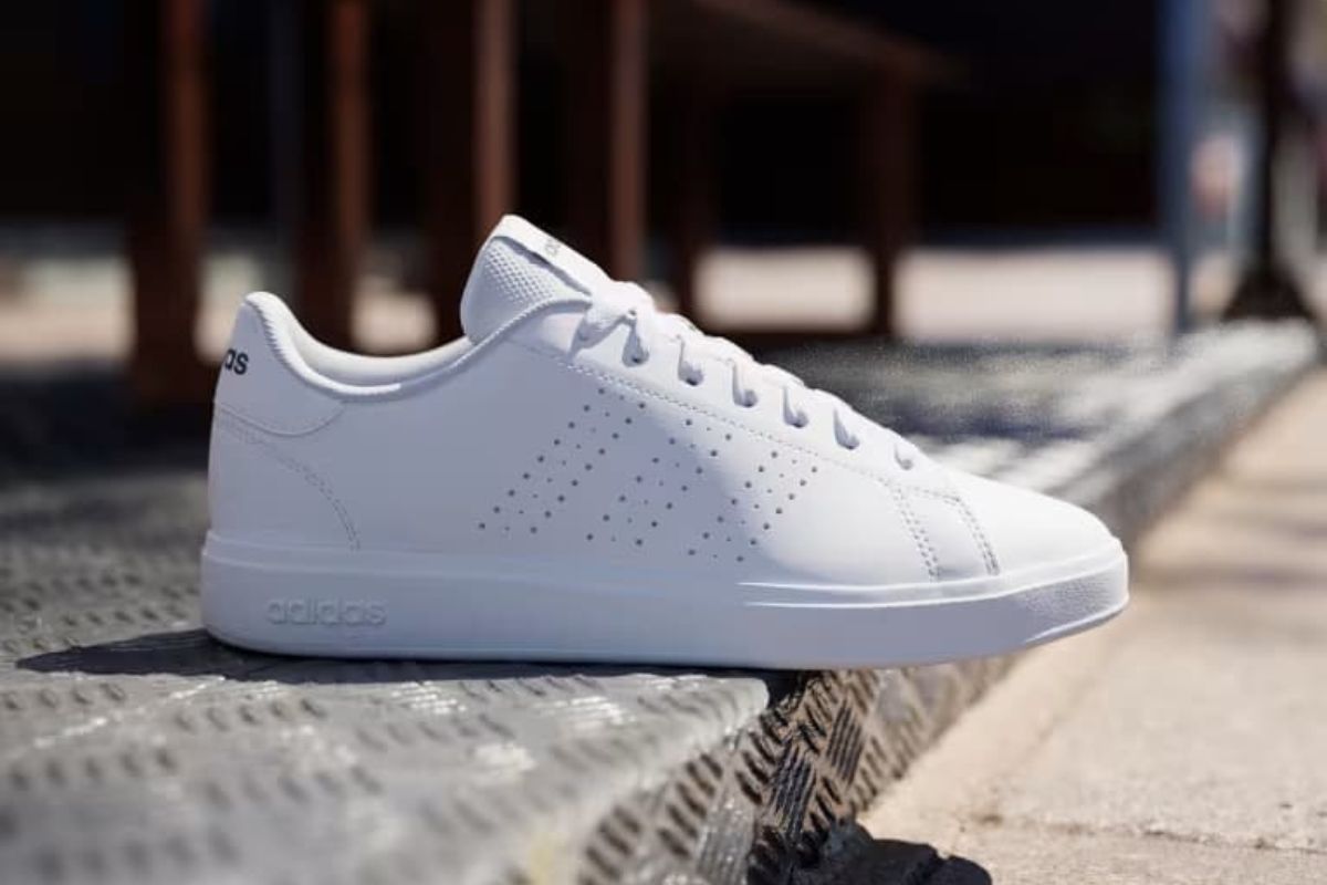 Tênis Adidas Advantage Base 2.0 entra em oferta e vira opção barata ...