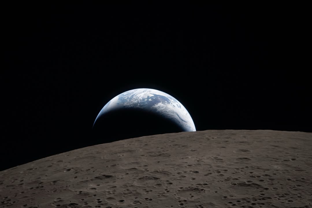 Nasa divulga imagens inéditas da Lua e da Terra na missão Artemis II