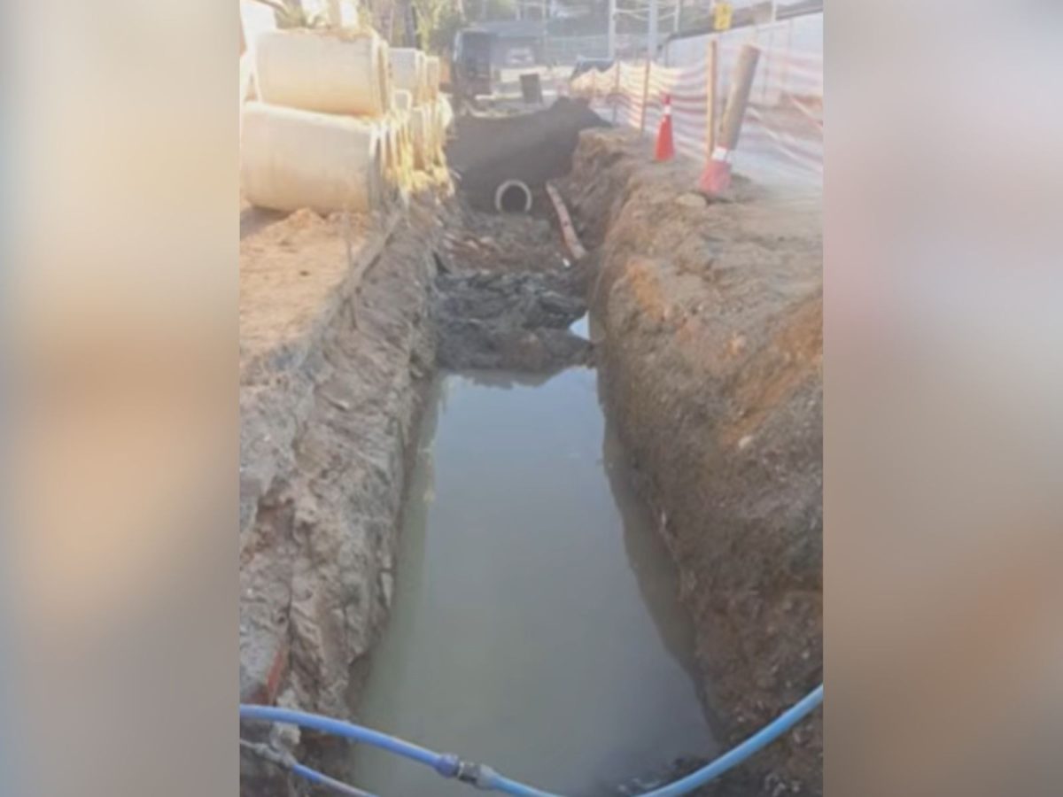 Empresa investigada deixa valas abertas em Blumenau