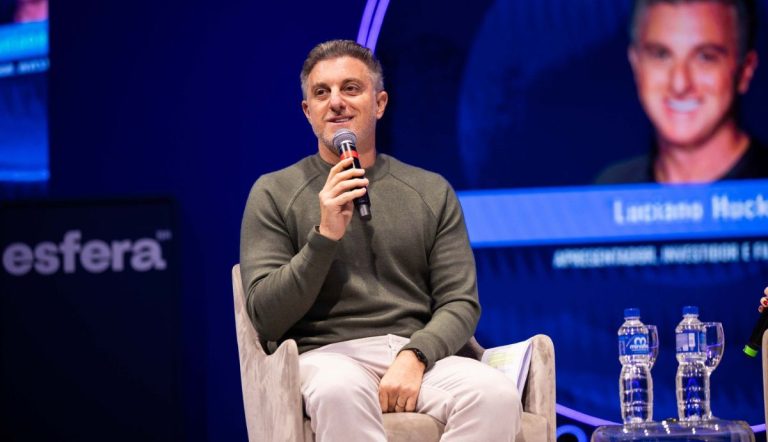 VÍDEO: Luciano Huck se defende após polêmica com Bolsa Família