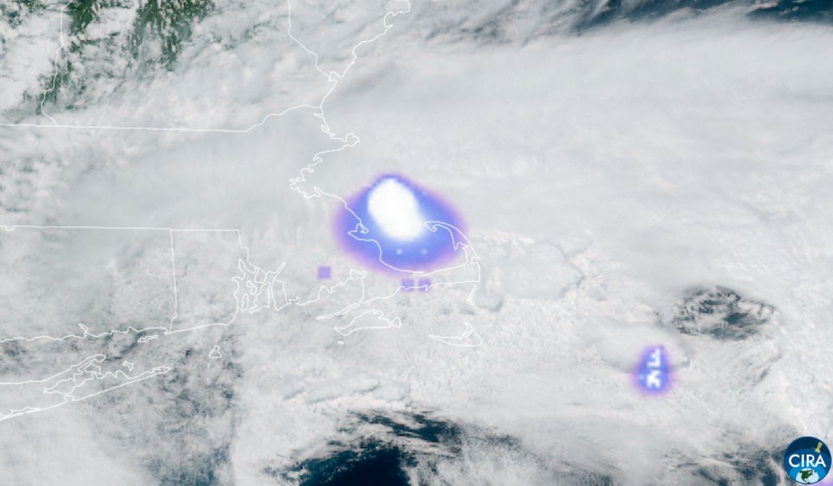 VÍDEO: Meteoro explode nos EUA com potência de 300 toneladas de TNT