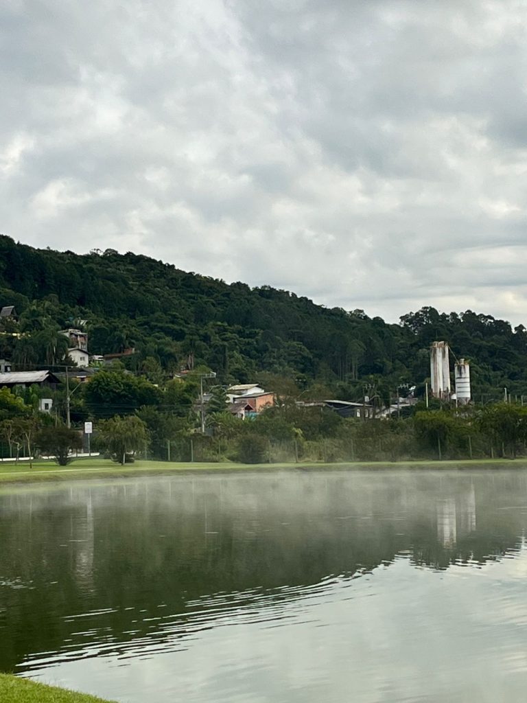 Geada e termômetros abaixo de zero são registrados na Grande Florianópolis