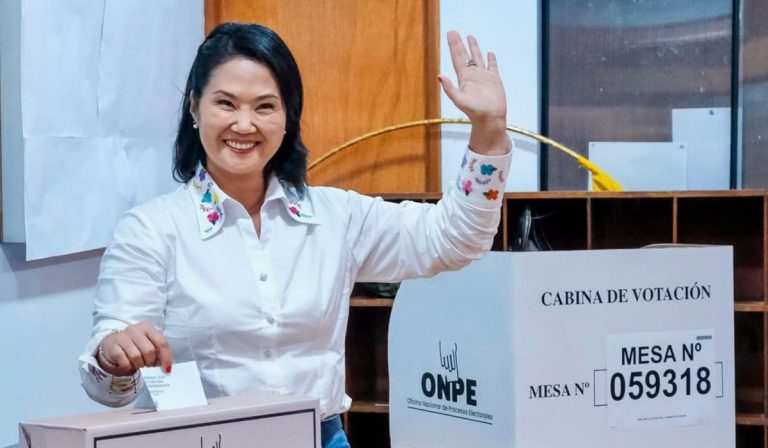 Eleições no Peru: Keiko Fujimori lidera apuração