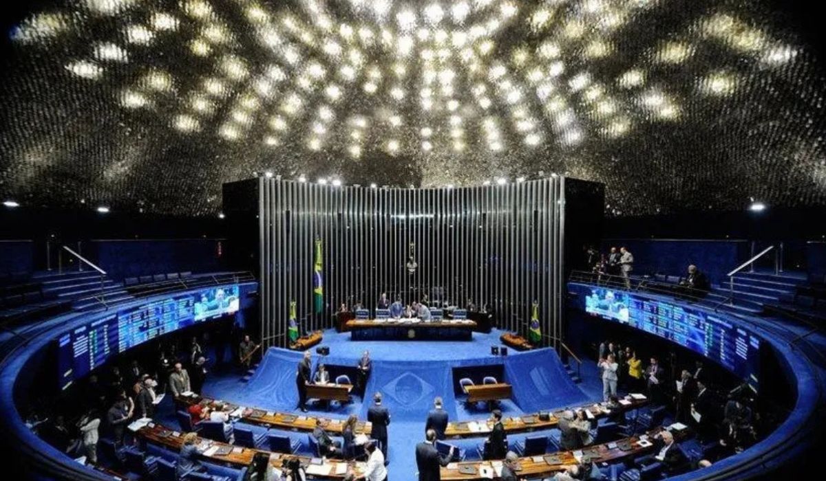 Quais profissões podem ter piso salarial reajustado pelo Senado