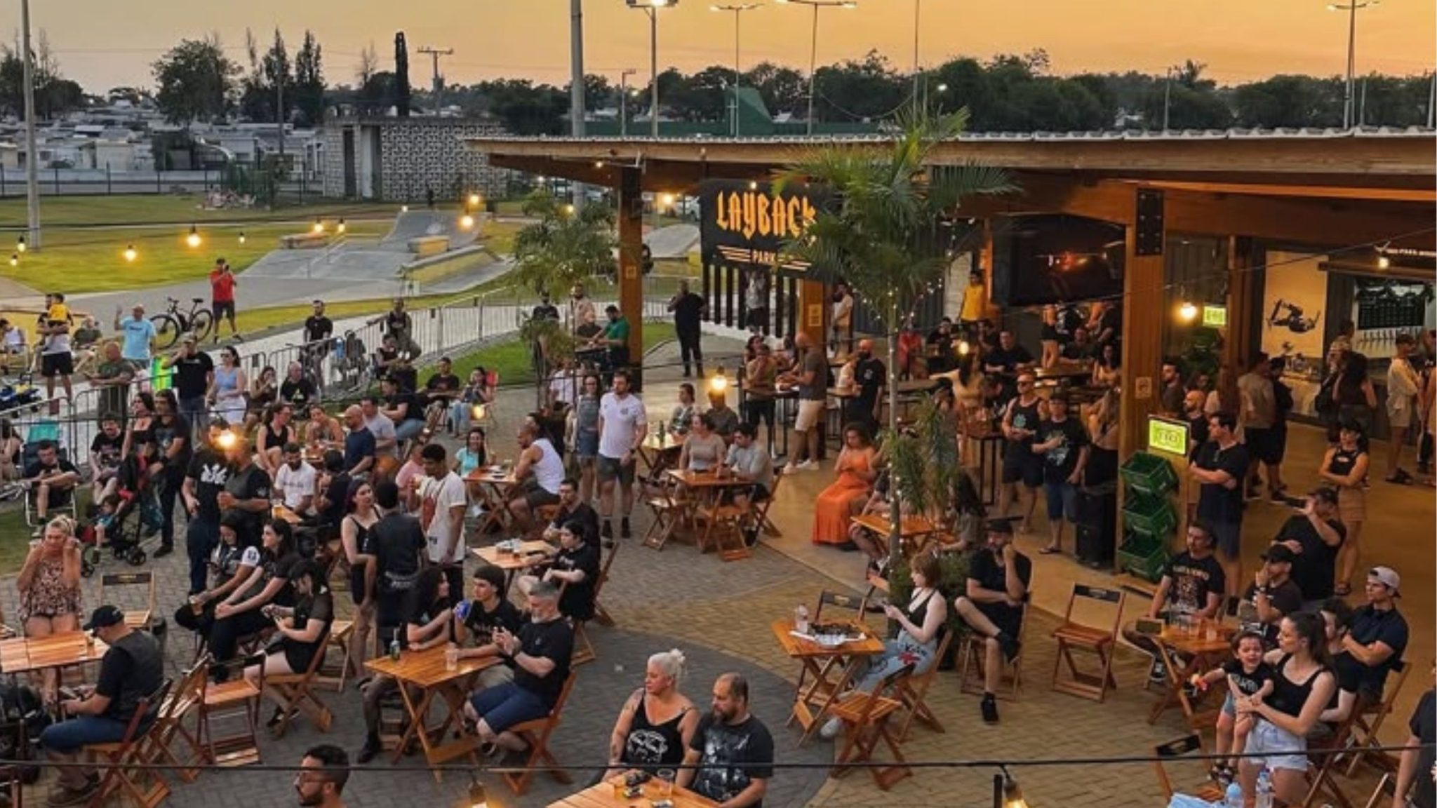 Gol do Brasil vale chope em dobro em evento para torcida