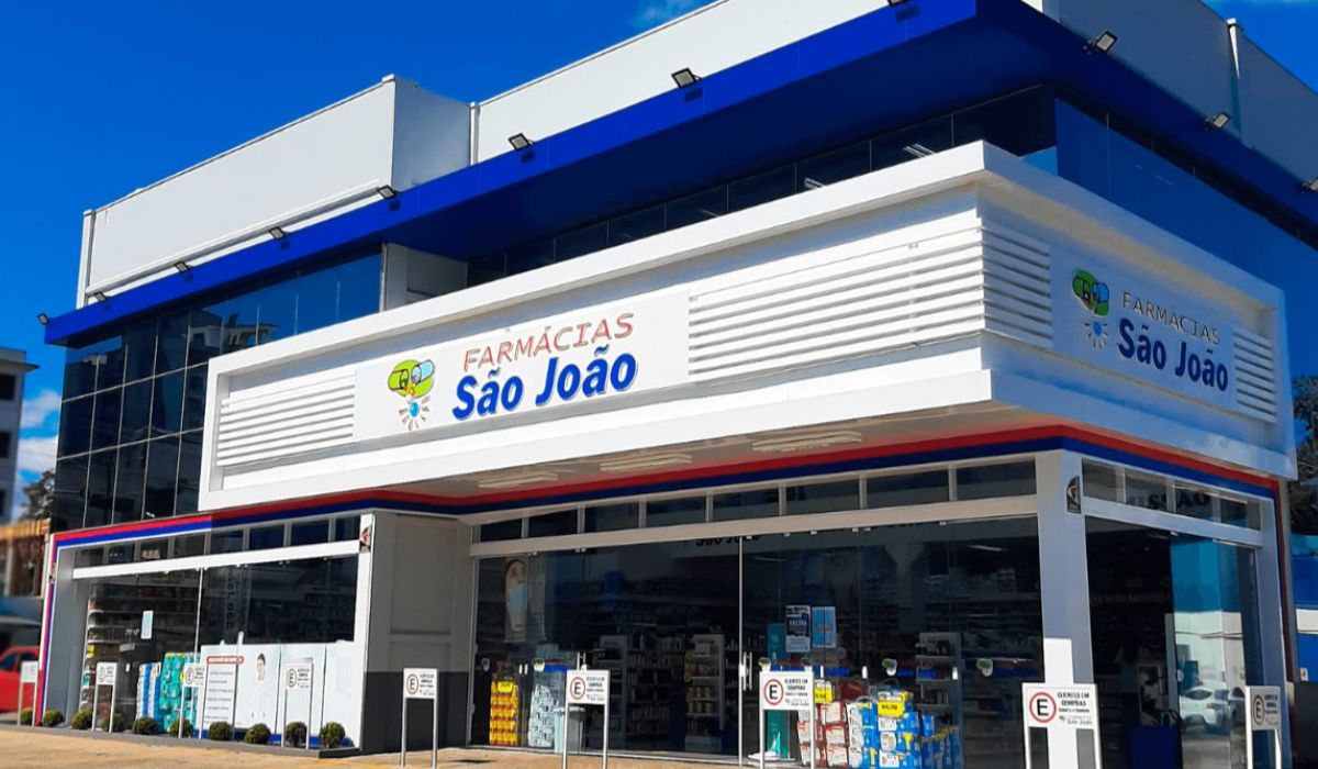 Escala 6x1: Farmácias São João adotam 5x2 para funcionários